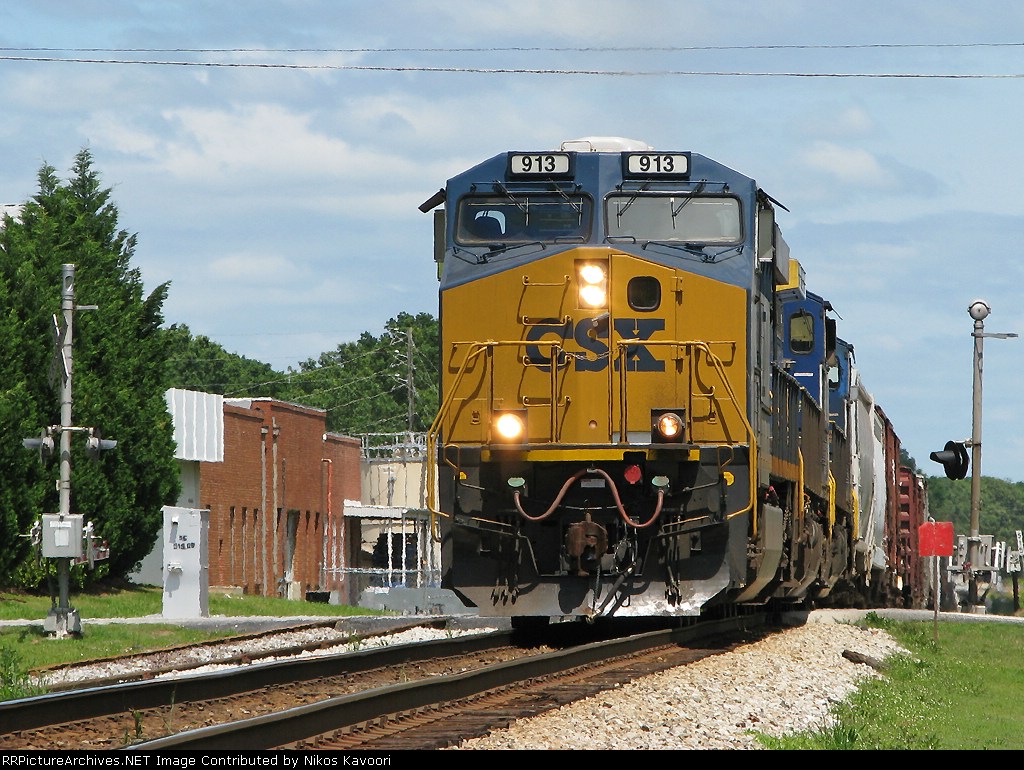 Q619 leaving the slow order